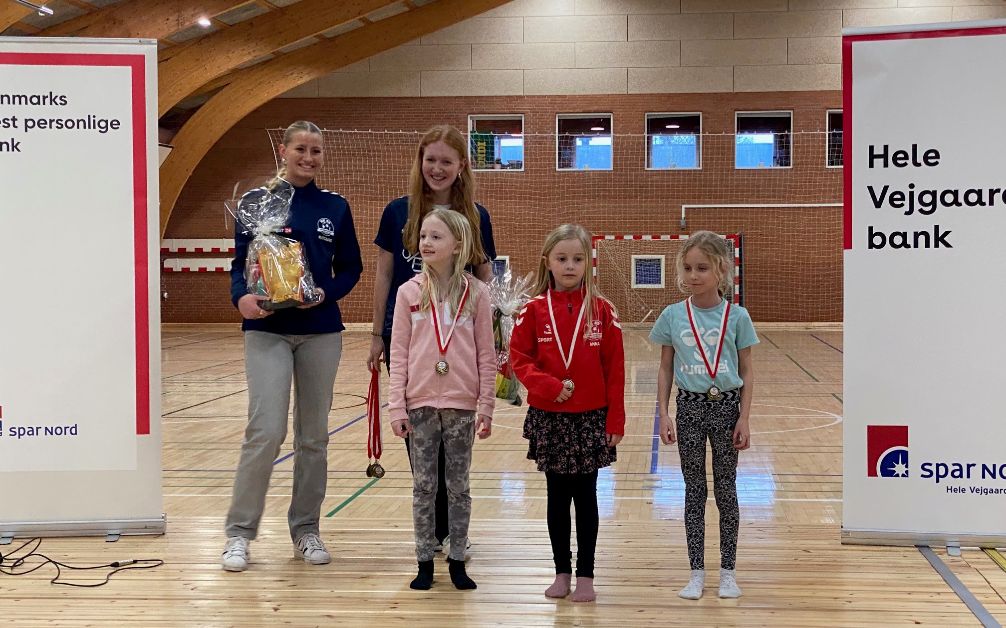 FORSIDE - HK 89 Båndbyerne